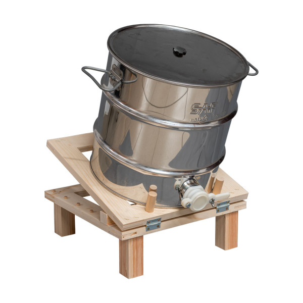 INCLINED SUPPORT FOR RIPENER