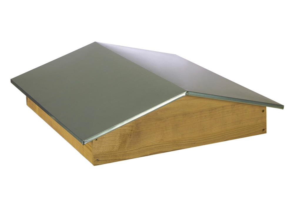 WOODEN GABLE ROOF COATED WITH SHEET MEATL BROOD